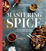 Mastering Spice szakácskönyv borítója, felülnézeti színes fűszerekkel ramekinekben.