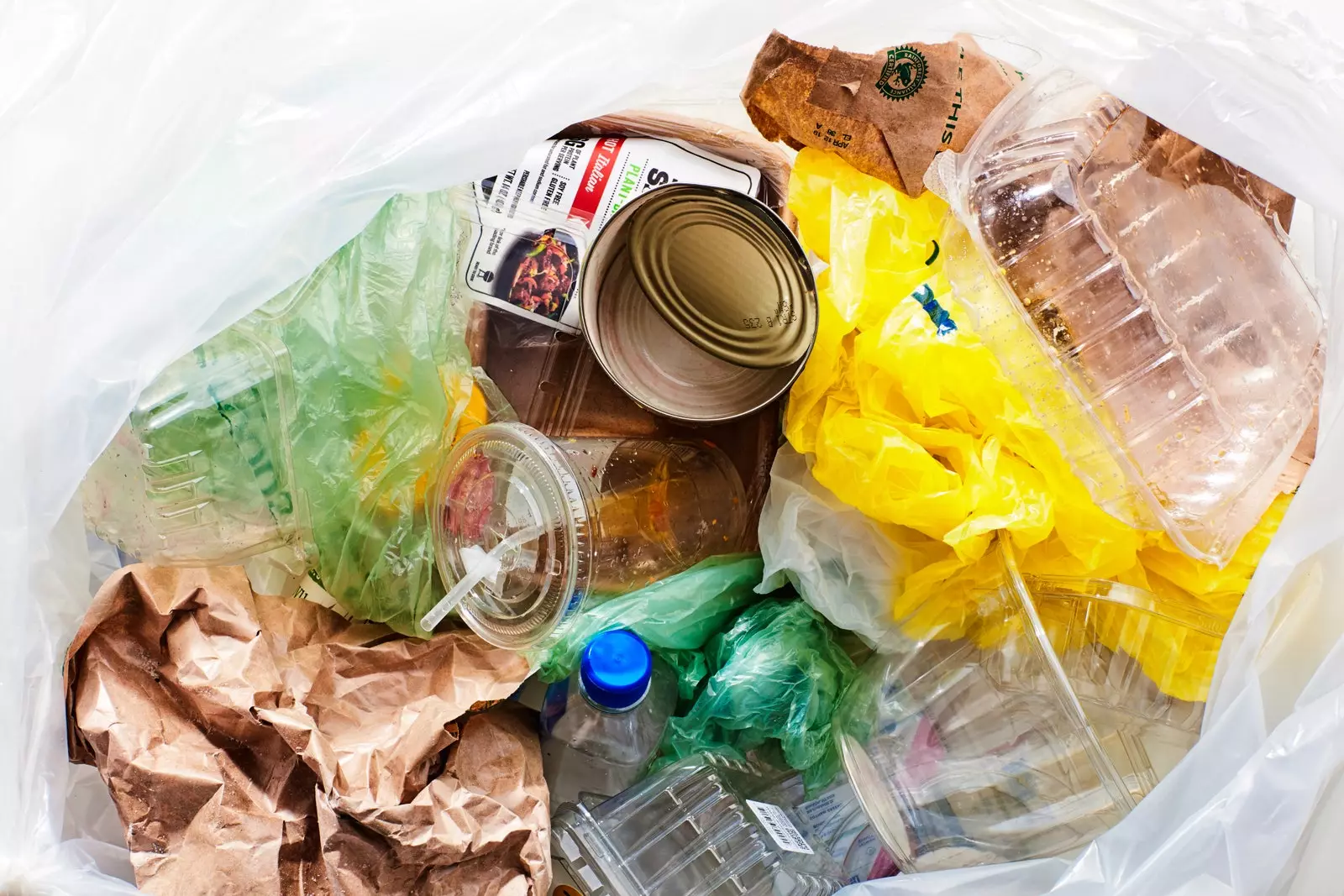 છબીમાં પ્લાસ્ટિક બેગ અને પ્લાસ્ટિક બેગ હોઈ શકે છે