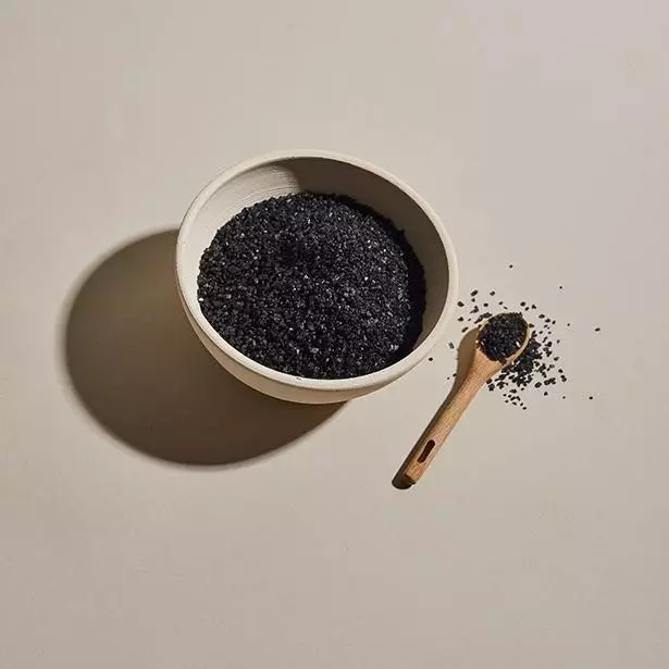 Θαλασσινό αλάτι μαύρης λάβας της Χαβάης