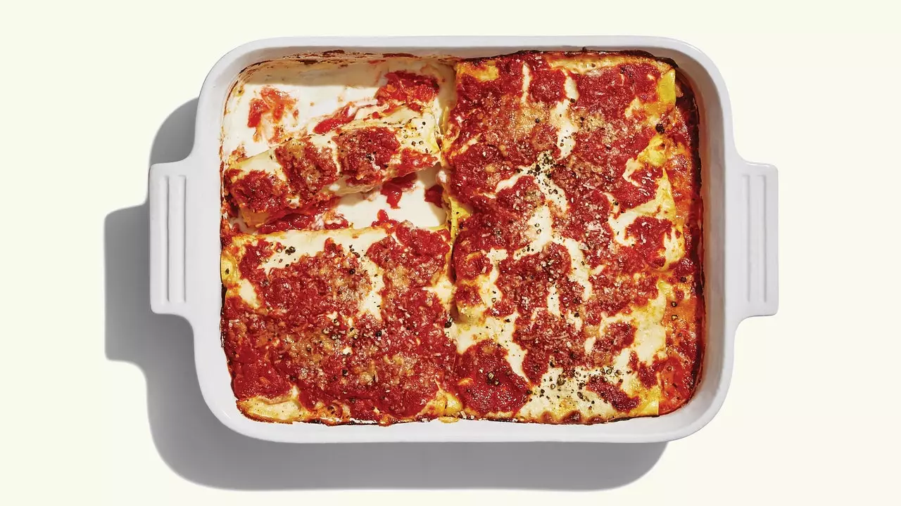 Cannelloni al forno con salsiccia e ricotta