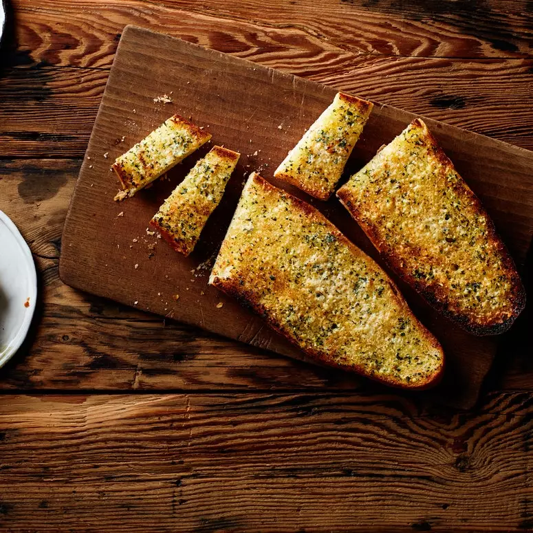 Trong hình ảnh có thể có Food Bread Cornbread Plant French Toast and Toast