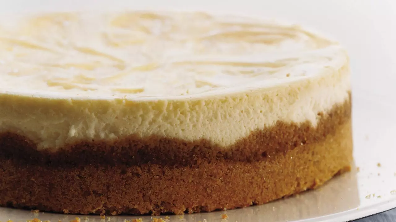 Lemon Curd Marbled Cheesecake