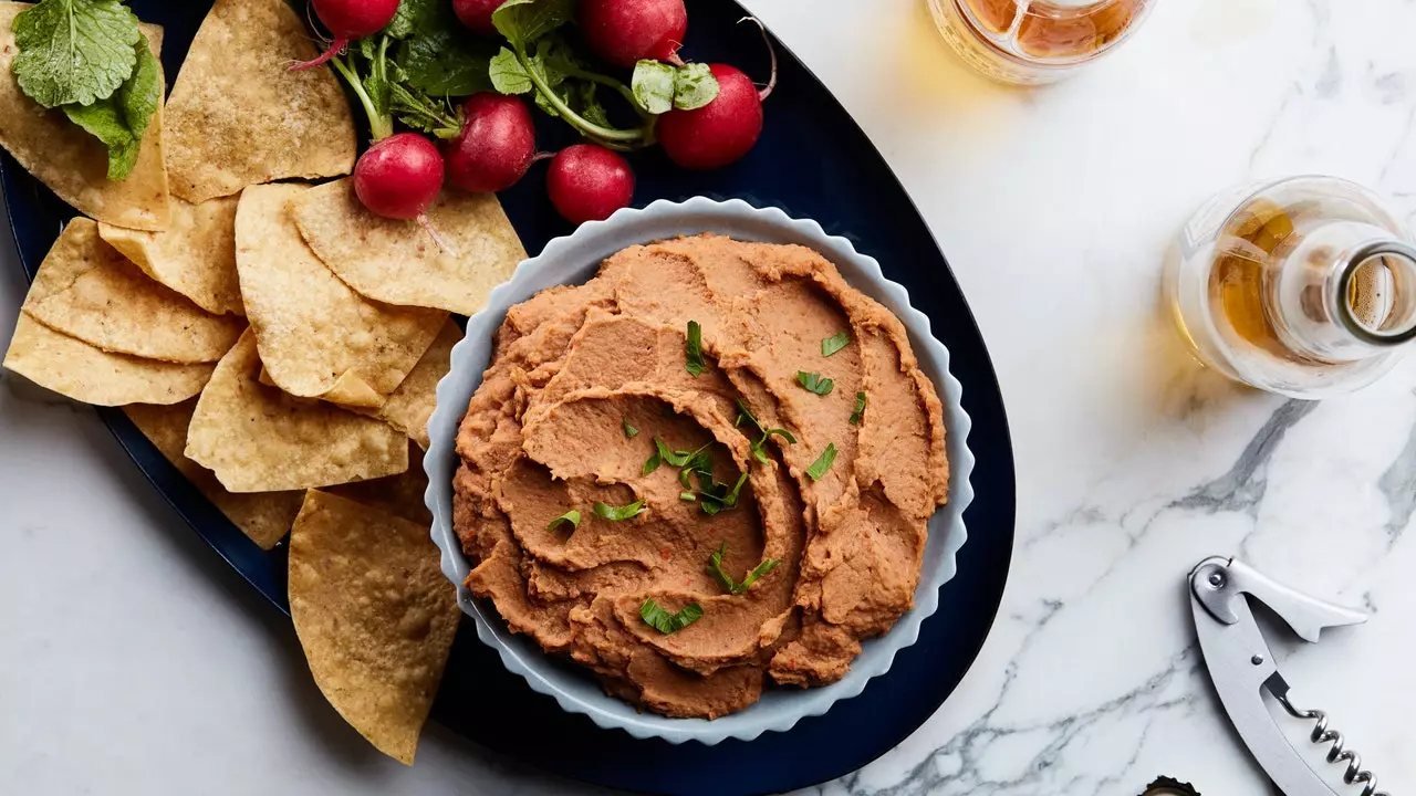 Creamy Pinto Bean Dip