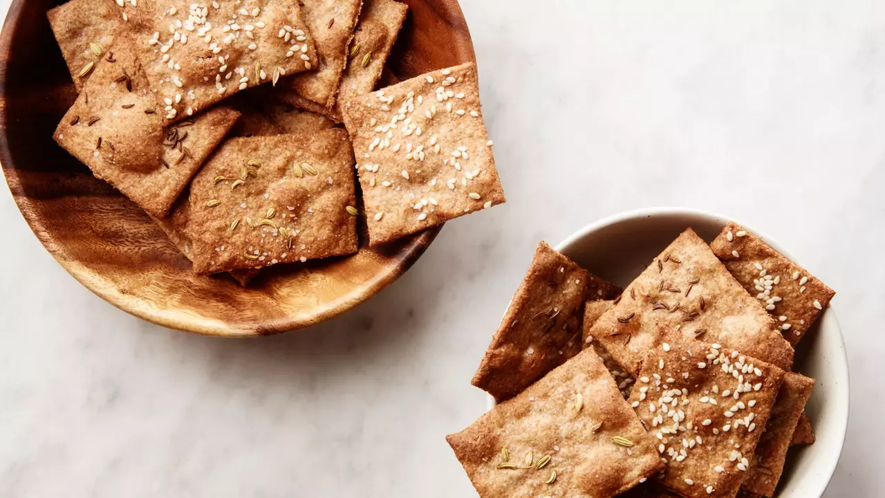 3-Ingredient Seeded Crackers