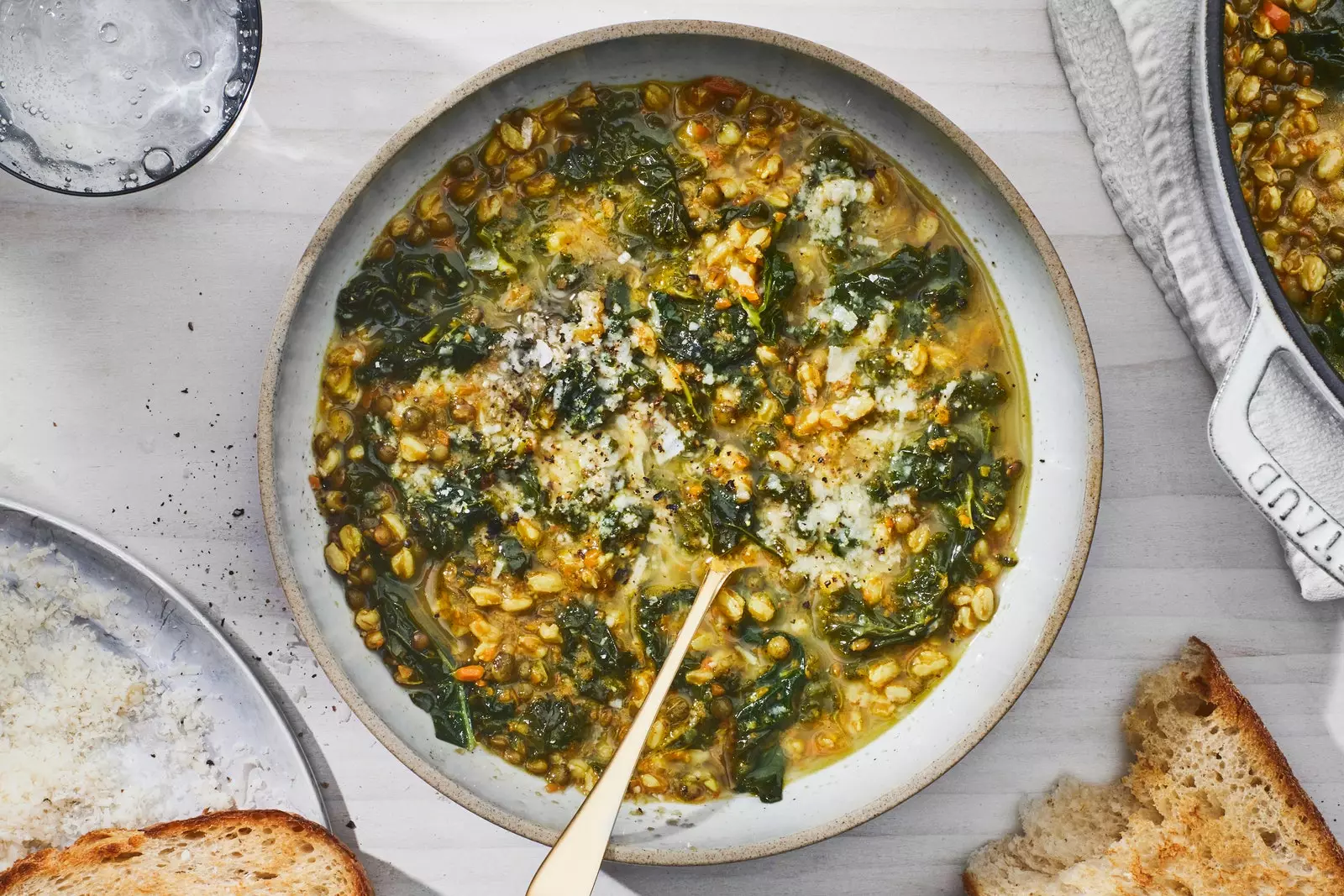 Како да направите зеленчук и супа да имаат подобар вкус