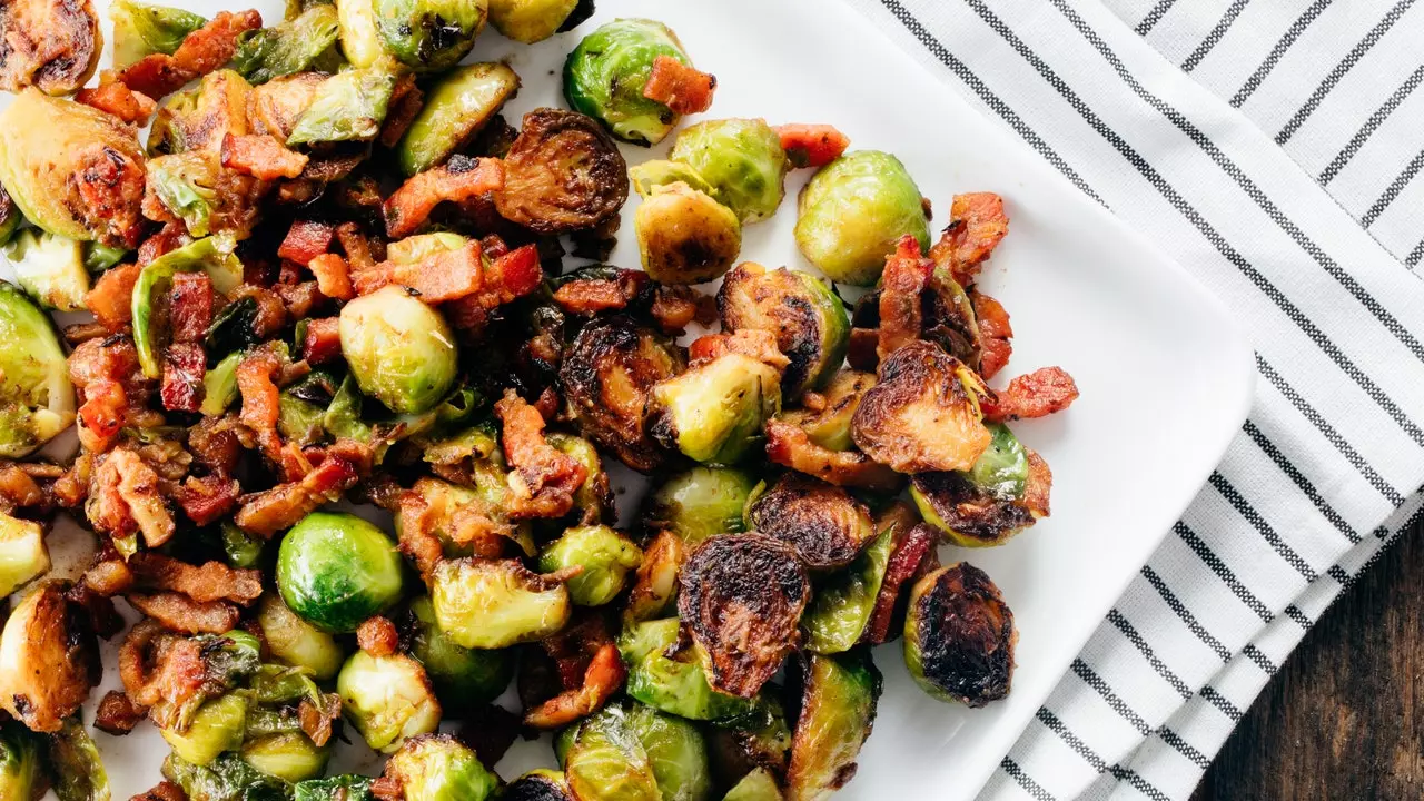 3-Ingredjent Brussels Sprouts Ħelwa u Affumikata