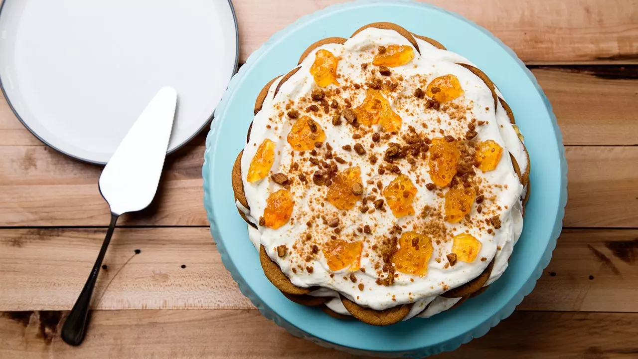 Torta s ledenom kutijom od đumbira od 3 sastojka