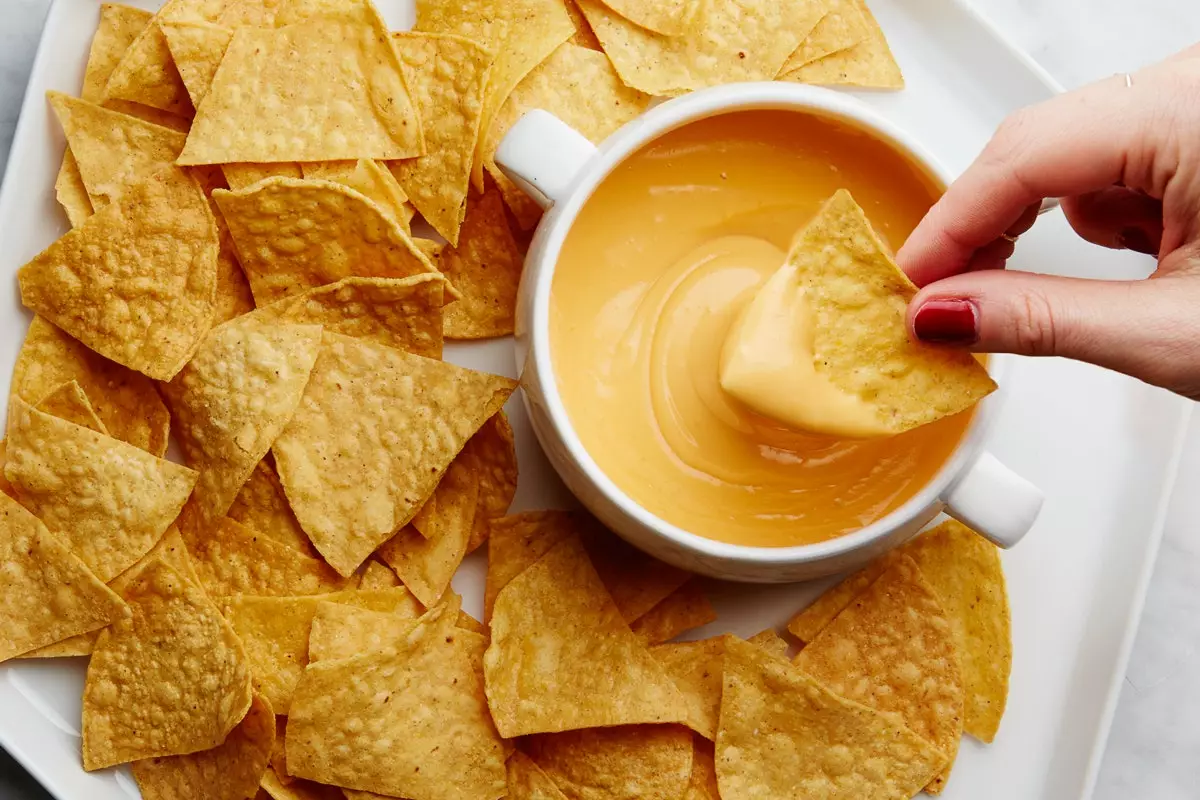 Mieren op een boomstam is de slimste en gezondste snack