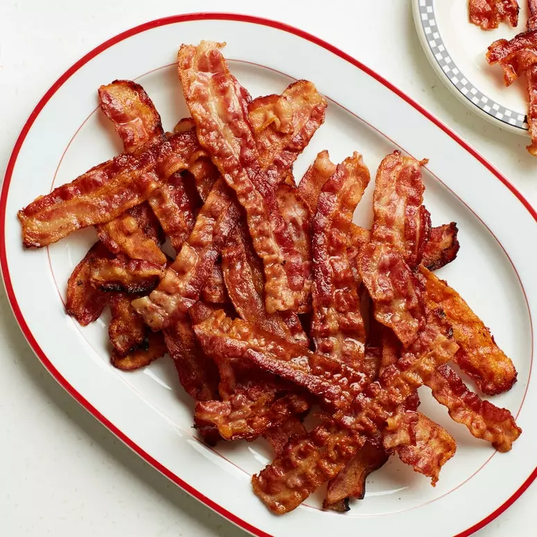 រូបភាពអាចមាន៖ Food Pork Bacon Dish Meal and Bread