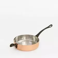 මෙම රූපයේ Wok, සහ Frying Pan අඩංගු විය හැක