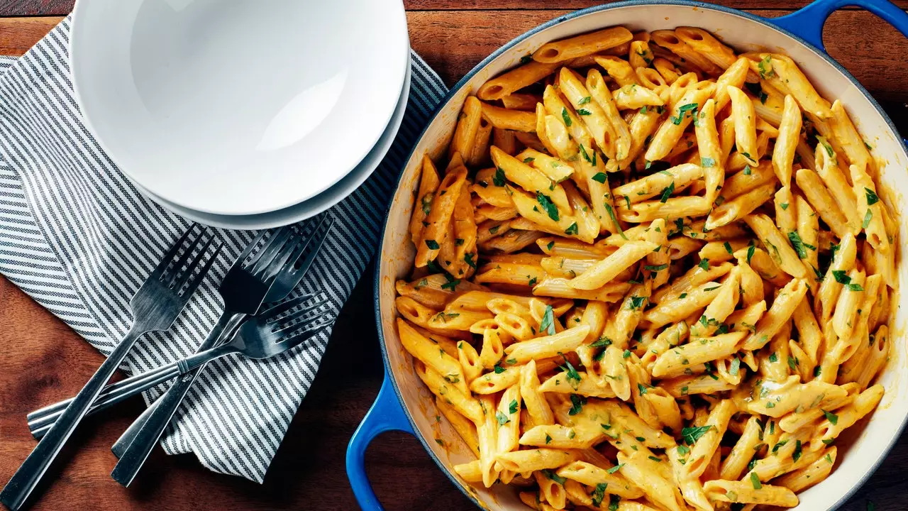 Pasta amb salsa de crema de carbassa fumada