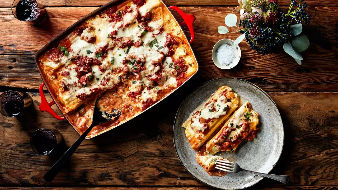 I-Four-Cheese Manicotti