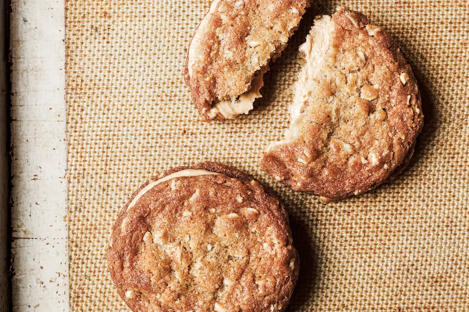 La imagen puede contener comida, pan y galletas