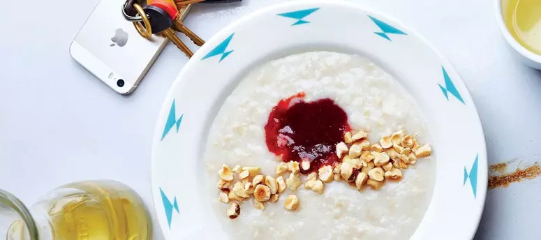 Gambar mungkin berisi: Oatmeal, Makanan, dan Sarapan