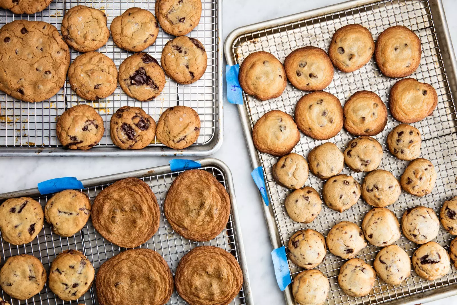 A imagem pode conter Comida Pão Padaria Loja Biscoito e Biscoito