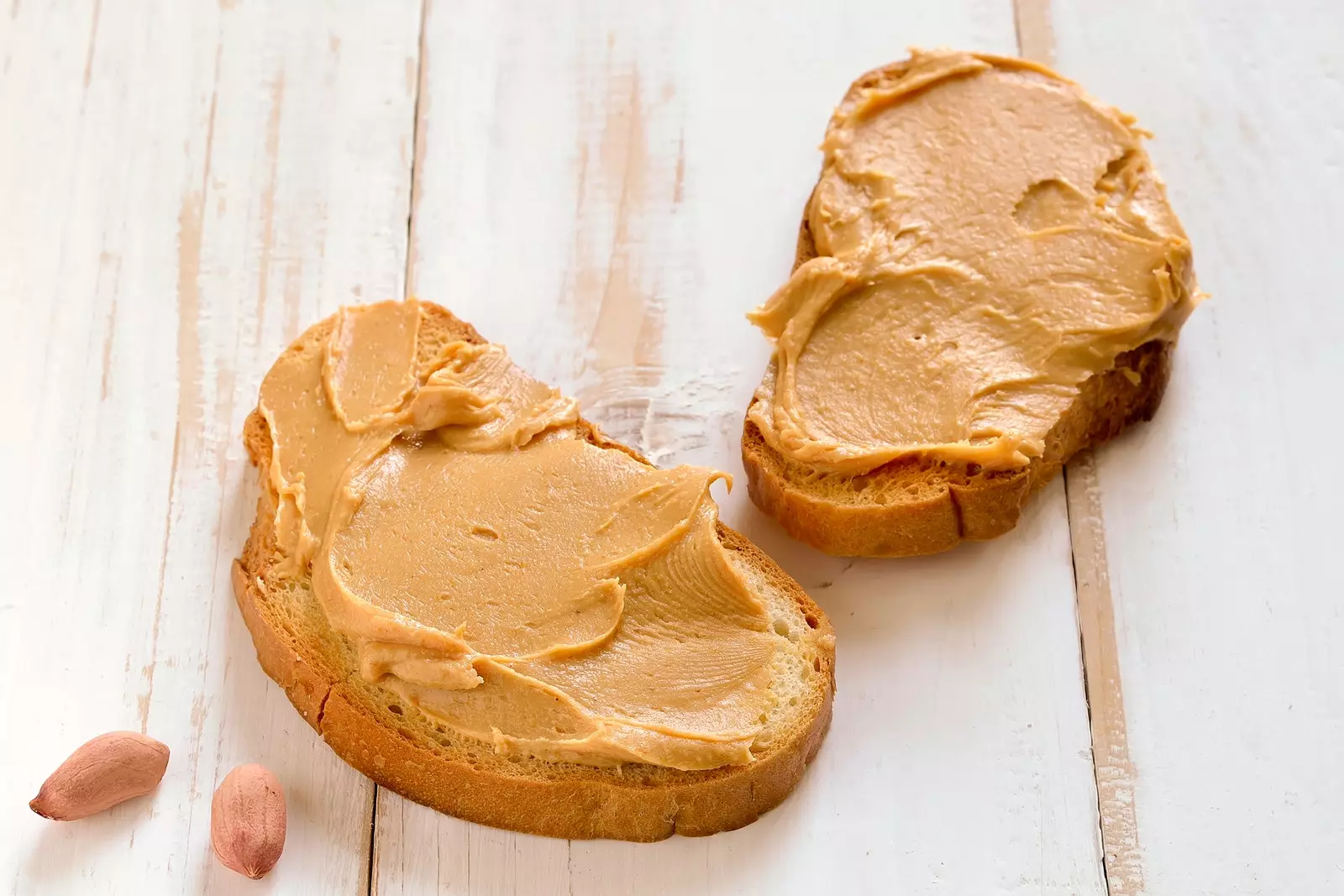 ຮູບພາບອາດມີອາຫານ Bread and Peanut Butter