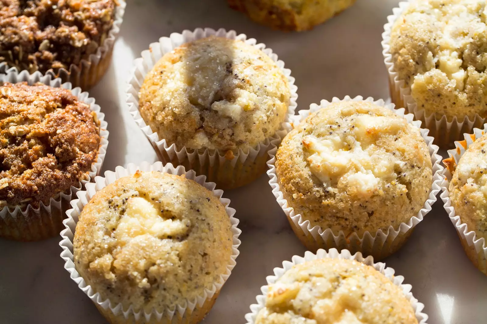 Slika može sadržavati muffin s hranom i desert