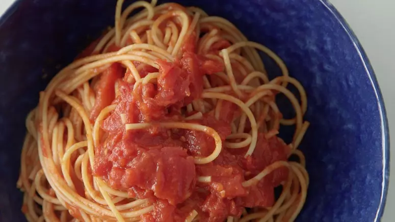 Na obrázku může být: Špagety, Jídlo, Těstoviny, Zvíře, Mořské plody, Mořský život a Humr