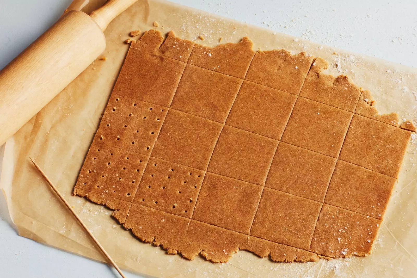 Bild kann Food Cookie Biscuit Séisswueren Séissegkeeten an Gingerbread enthalen