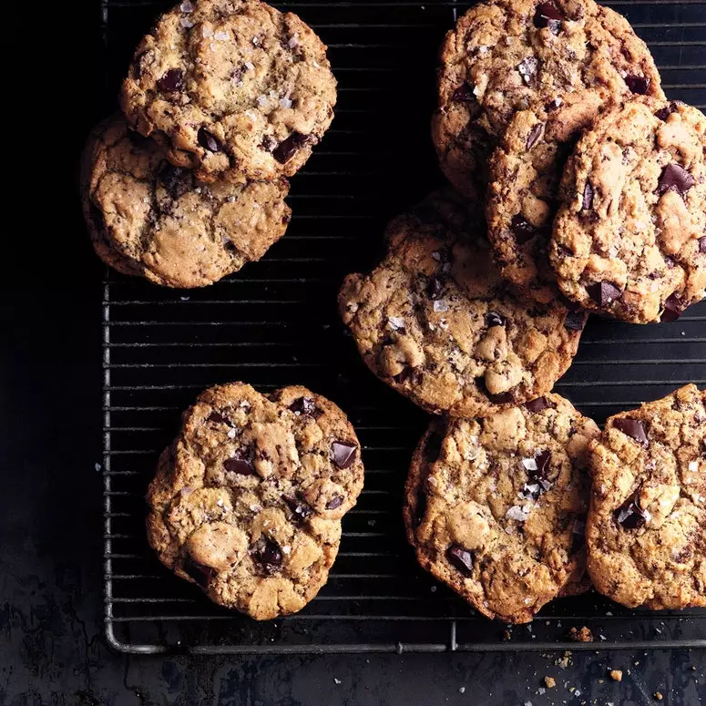 A imagem pode conter Food Cookie e Biscoito