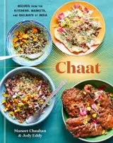 Chaat-Kochbuchcover mit Foto von vier mit Chaat gefüllten Schalen.