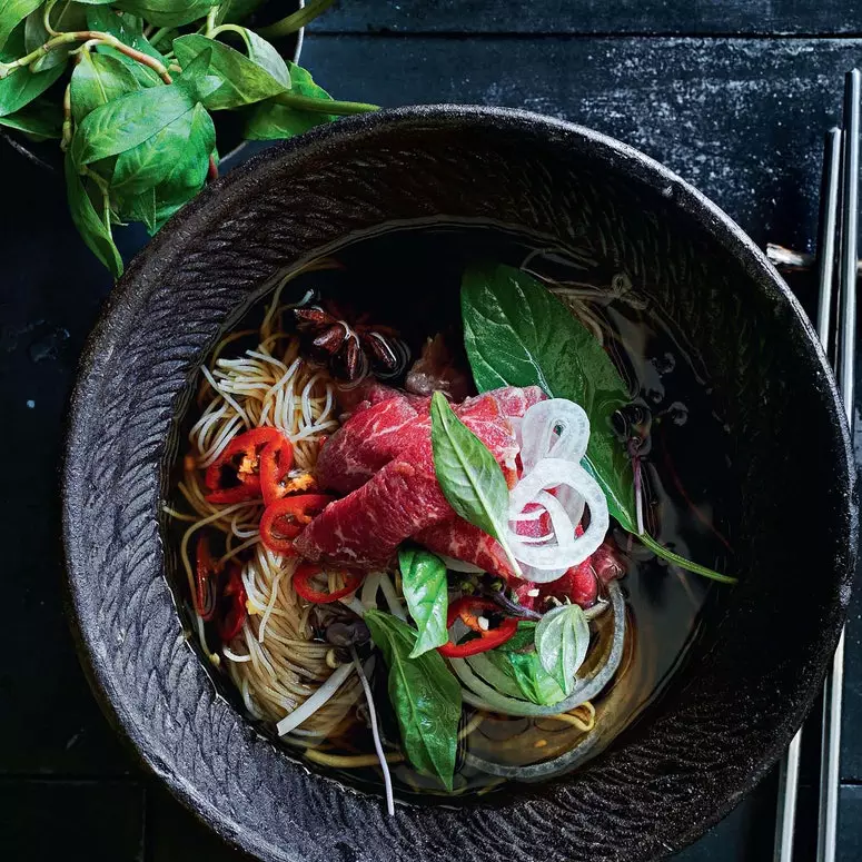 Gambar bisa ana isine Vas Tanduran Tembikar Pot Tanaman Jar Penanam Jamu Panganan Mint Meal Pasta lan Mie