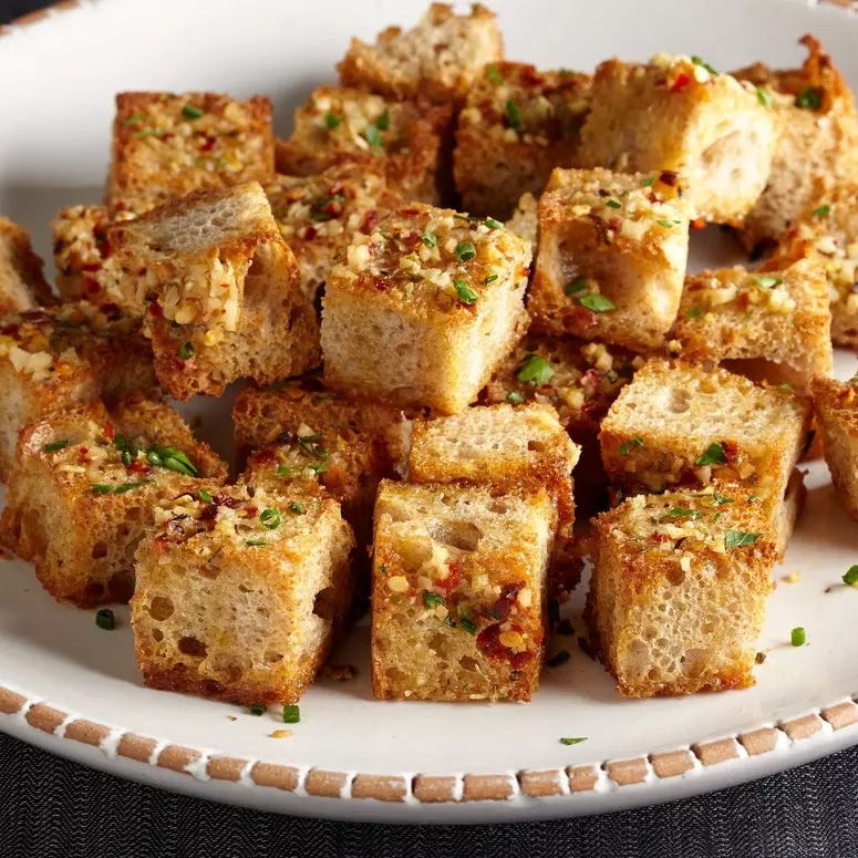 Bocaditos de pan de ajo