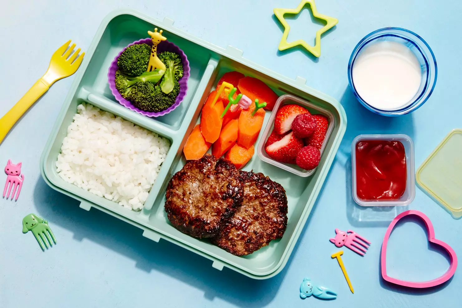 Na obrázku může být Food Lunch Meal Rostlina Zelenina Brokolice a jídlo