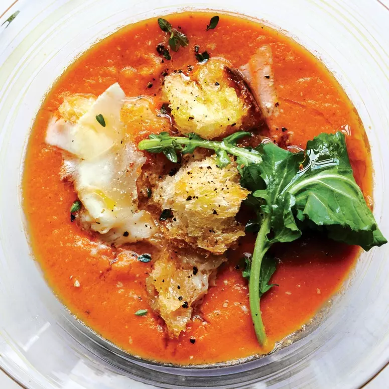 රුපයේ අඩංගු විය හැක Bowl Dish Food Meal සහ Curry