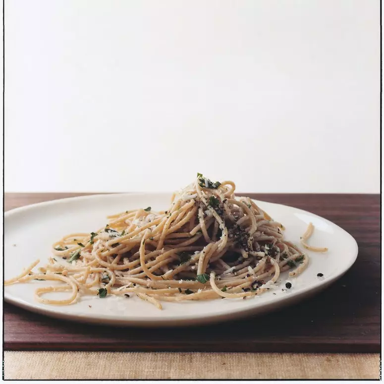 A képen a következők lehetnek: Spagetti Food Pasta és Noodle