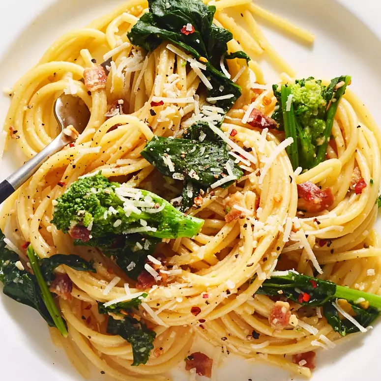 L'immagine può contenere Vaso e vasetto in ceramica per pasta alimentare per spaghetti