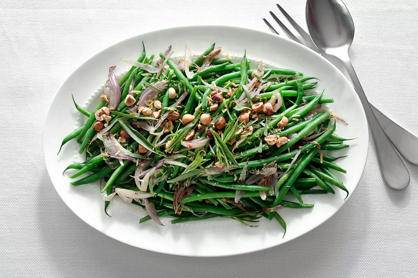 图片中可能有植物食品农产品蔬菜绿豆豆餐具和勺子