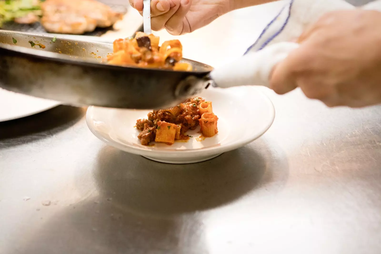 Afbeelding kan menselijk voedsel en culinair bevatten