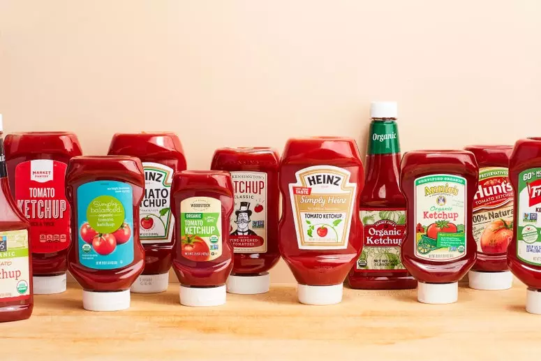 Gambar bisa ana isine: panganan lan ketchup