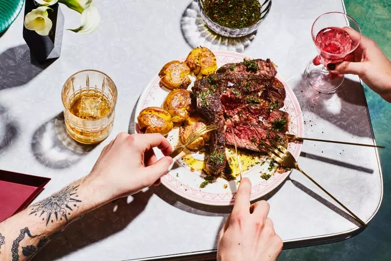 Ôfbylding kin befetsje: minske, persoan, iten, Meal en Dish