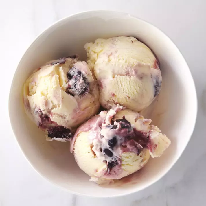 Mynd gæti innihaldið Food Creme Dessert Cream og Ice Cream