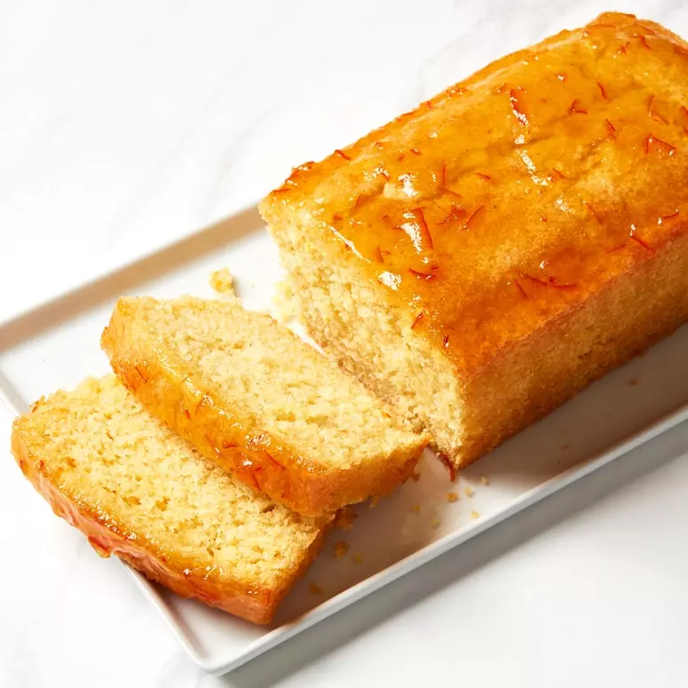 صورة لكعكة الباوند كيك المصنوعة من اللبن الخالي من الألبان.