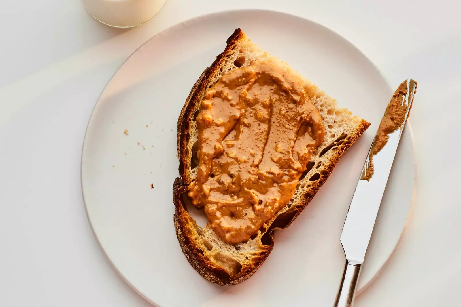 La imagen puede contener comida, pan, tostadas francesas, plato de tostadas y comida.