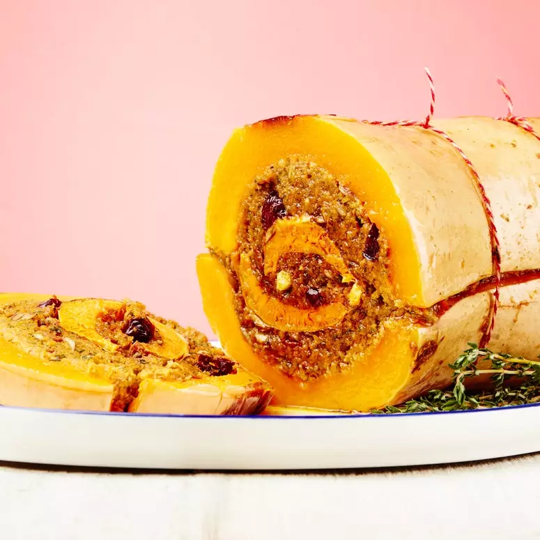 Vegducken od butternut tikve s nadjevom od gljiva i brusnica