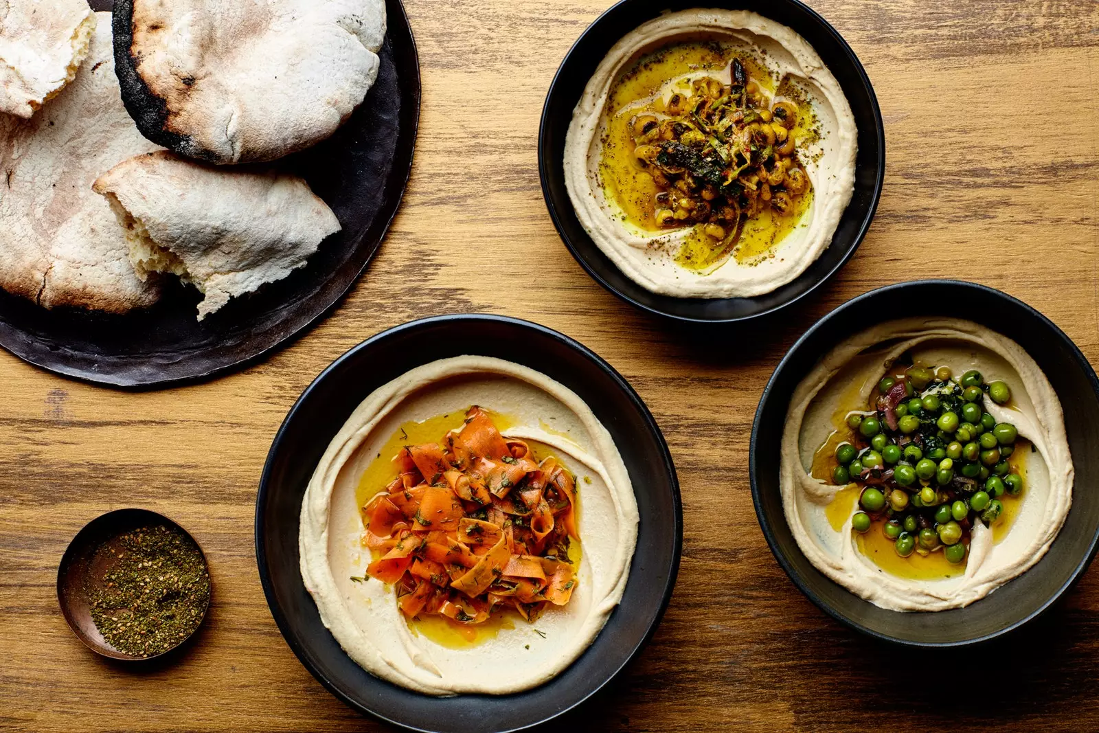 Drie kommen hummus